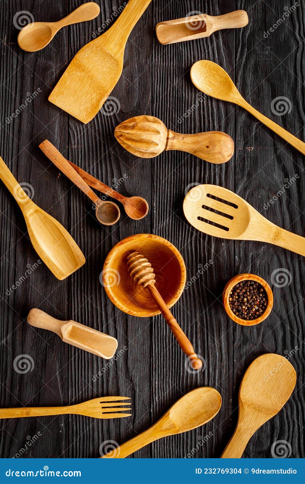 Cooking Pattern with Wooden Kitchen Utensils and Cookware Stock Photo ...