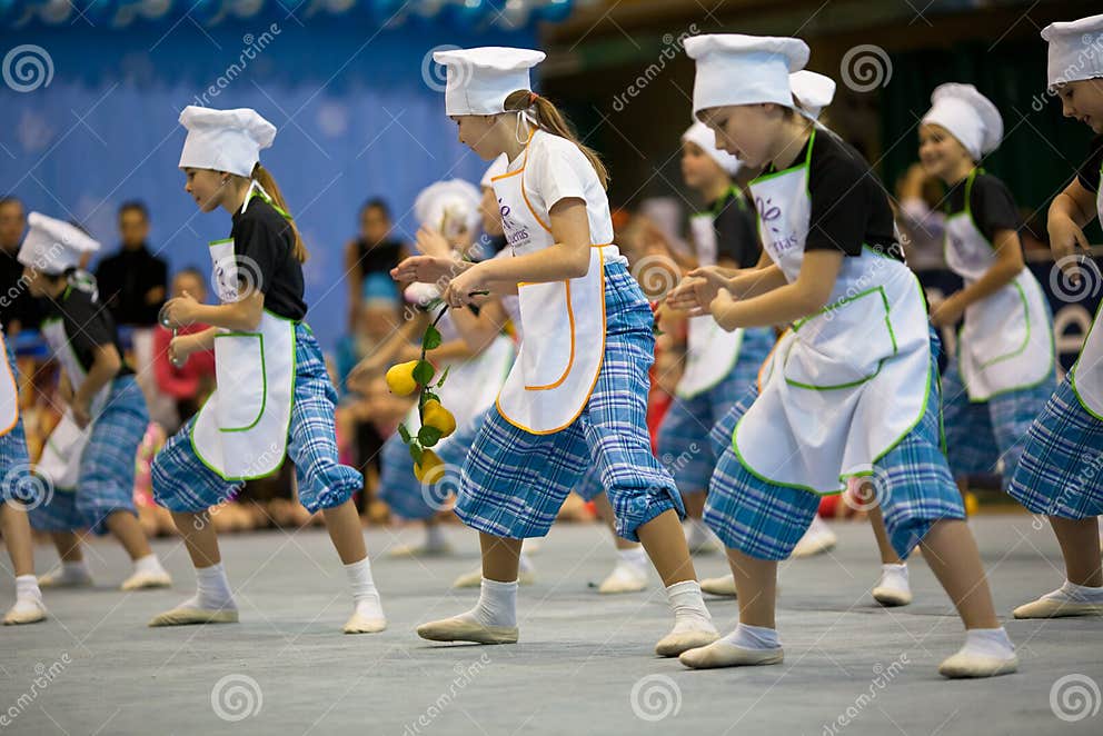 Cooks Dance editorial photography. Image of dancers, moving - 22524447