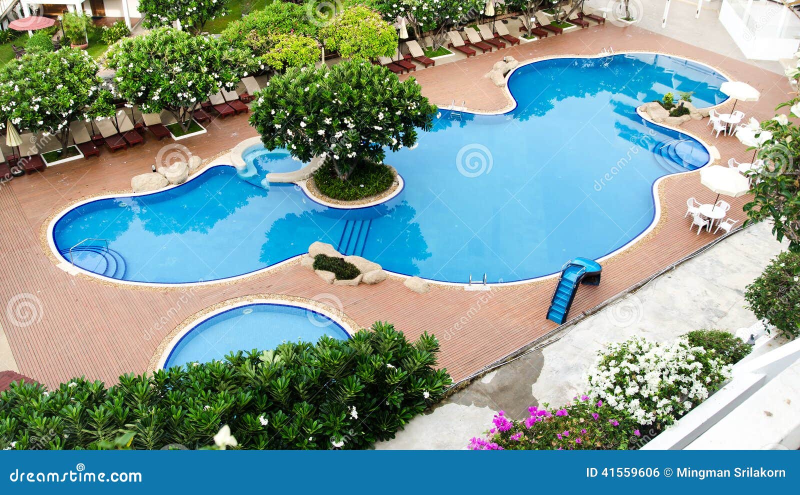 Cool Blue Summer Holiday Pool Stock Photo - Image of hotel, leisure ...