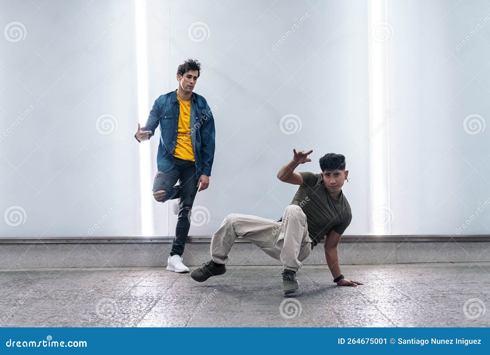 Cool Dancing Crew Practicing Stock Image - Image of camera, attitude ...