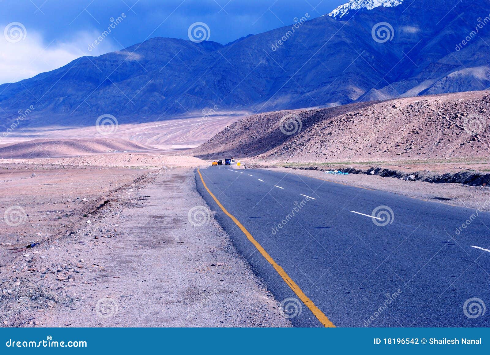 Cool Ladakh scene stock photo. Image of serene, landscape - 18196542