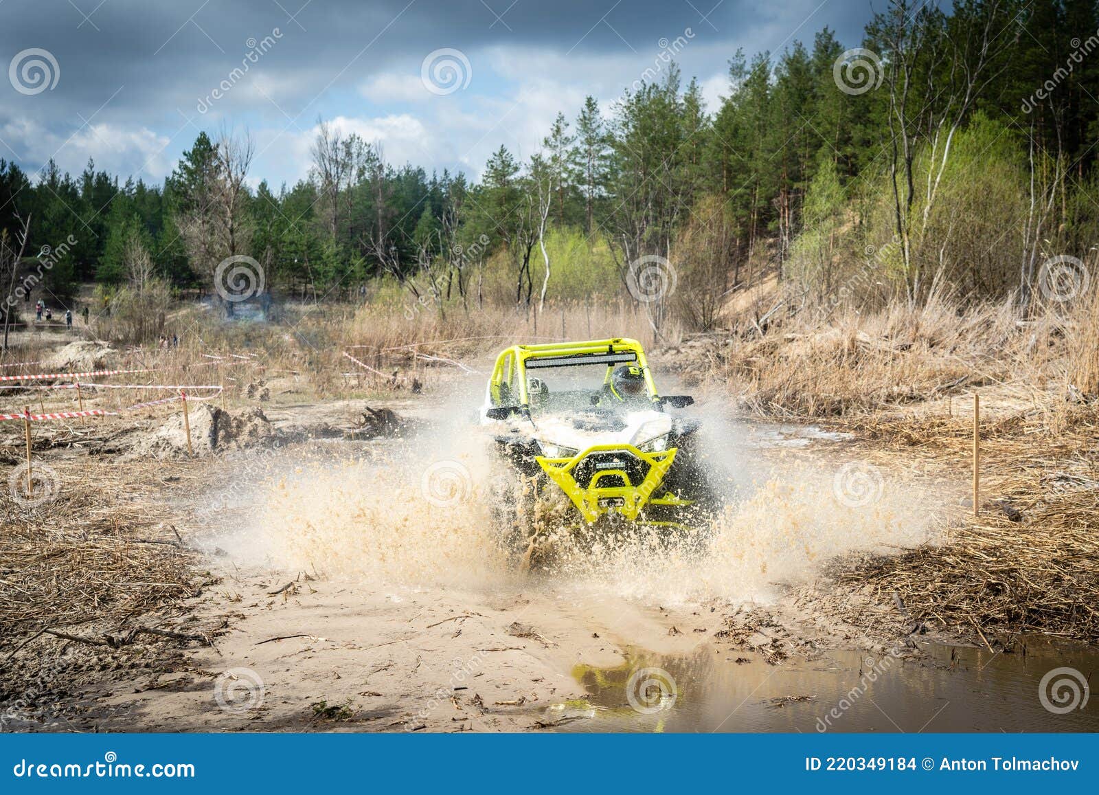 Cool View on Hard Ride UTV in Muddy Water Editorial Stock Image - Image ...