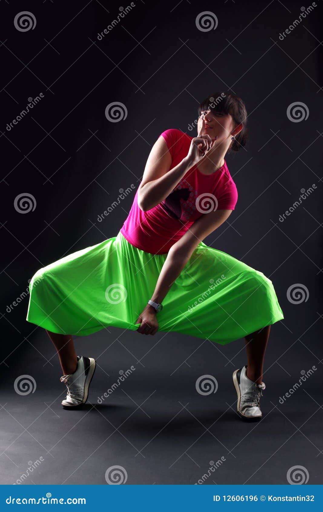 Cool woman modern dancer stock photo. Image of cool, healthy - 12606196