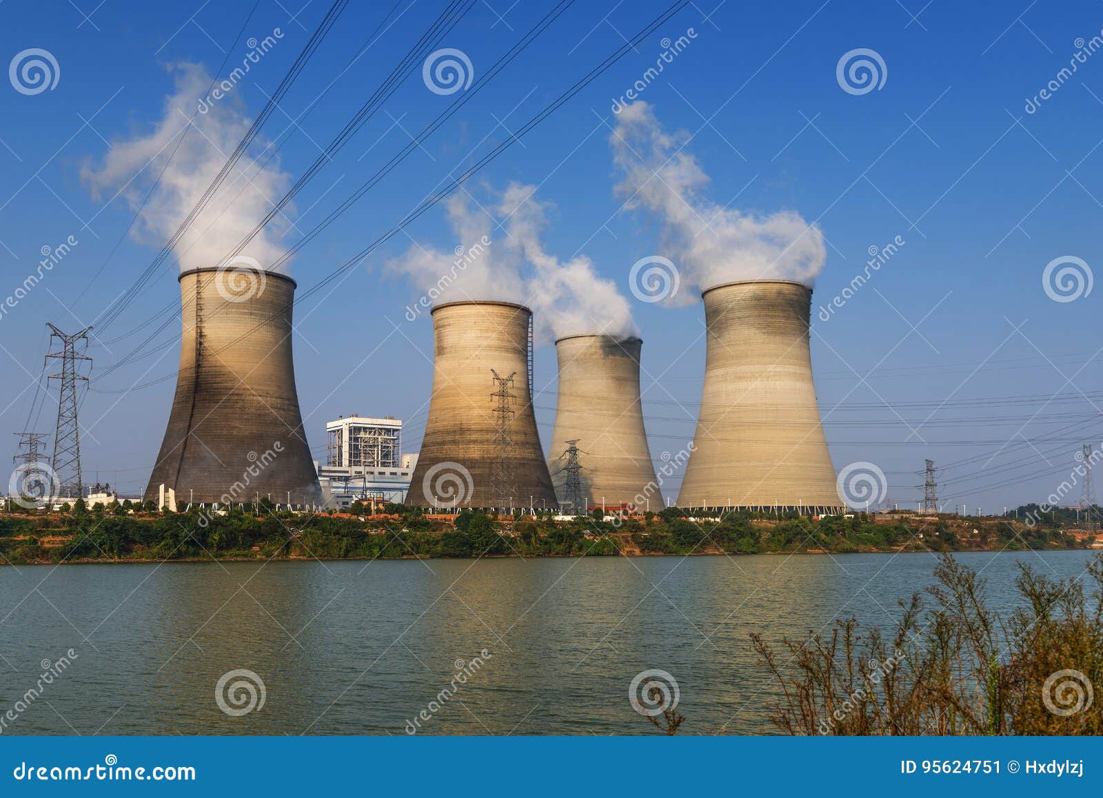 Cooling towers editorial photo. Image of pollution, weather - 95624751