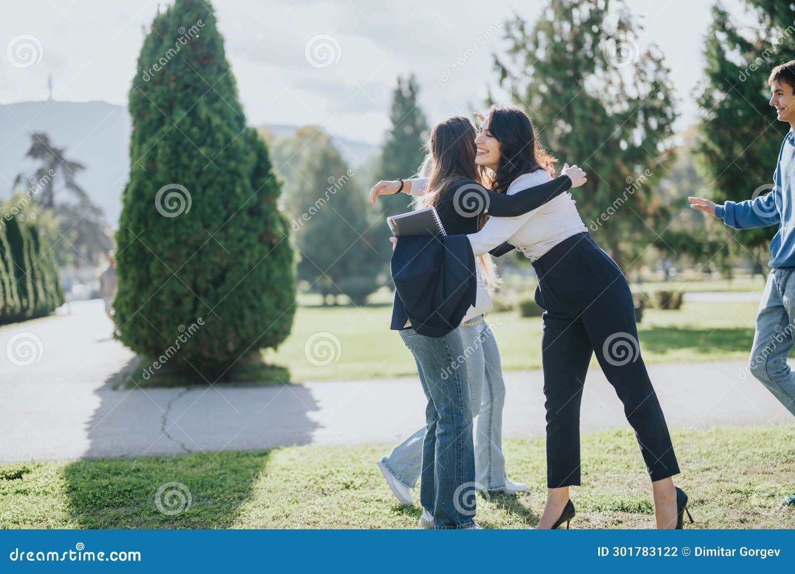 Cooperative Learning in a Park. University Students Achieving ...