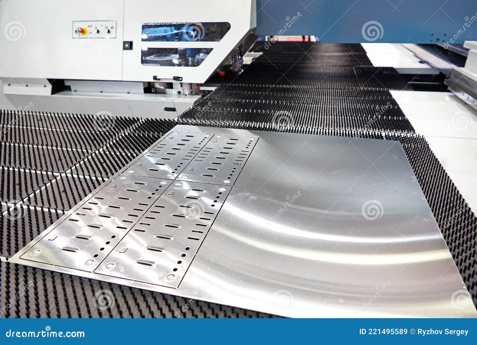Coordinate Turret Punch Press Stock Image - Image of metal, machinery ...