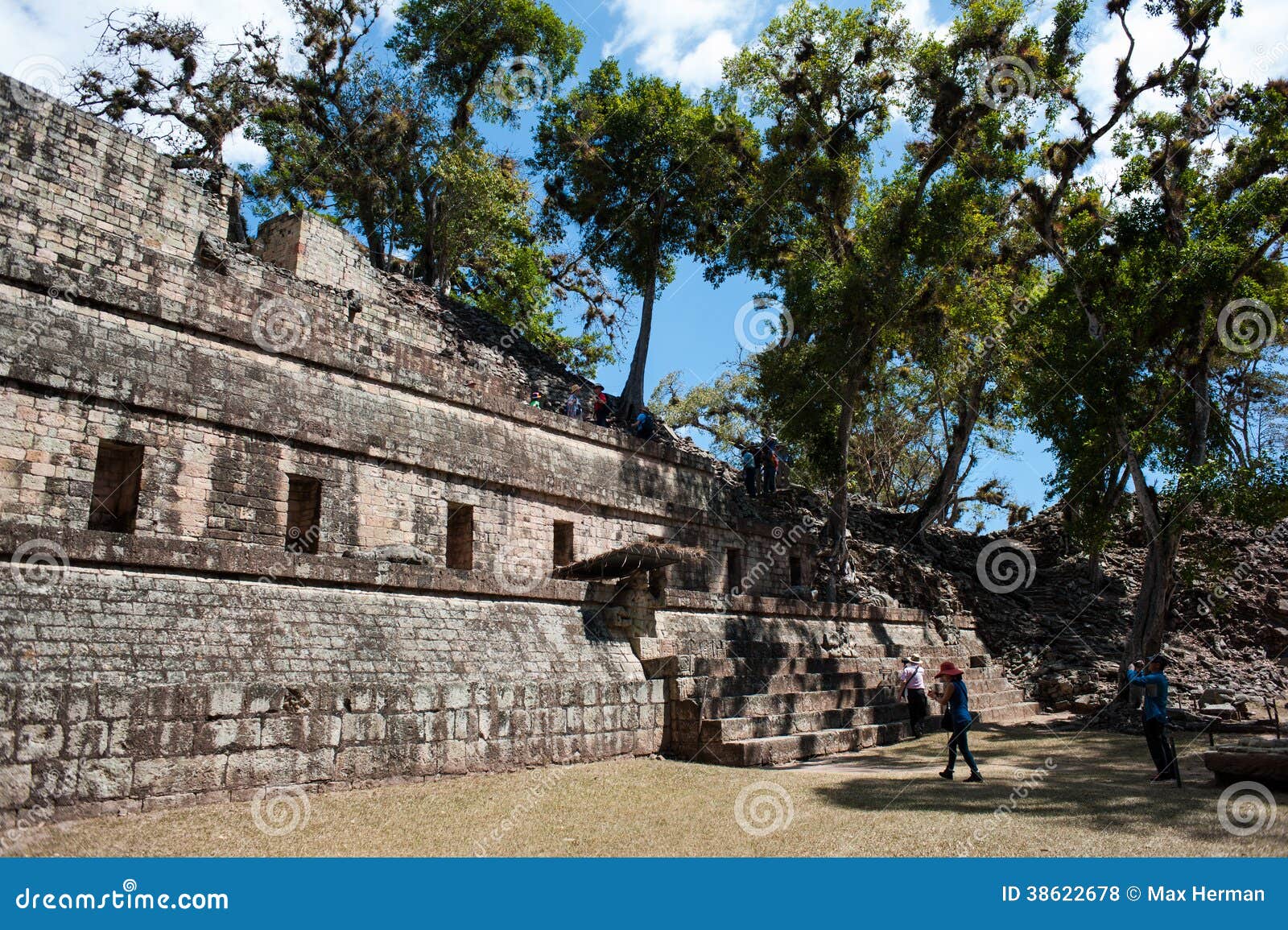 Copan Ruins editorial stock photo. Image of tourism, tree - 38622678
