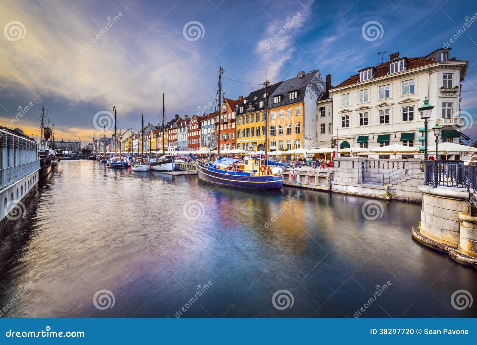 Copenhagen Canal stock photo. Image of river, city, denmark - 38297720