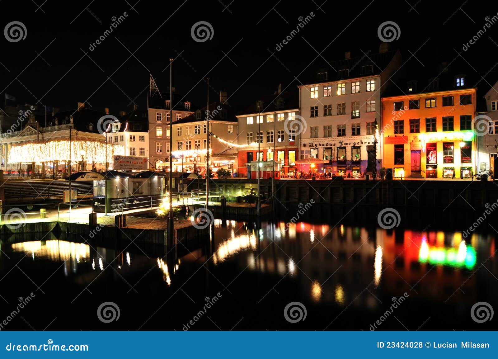 Copenhagen by night editorial stock photo. Image of danish - 23424028