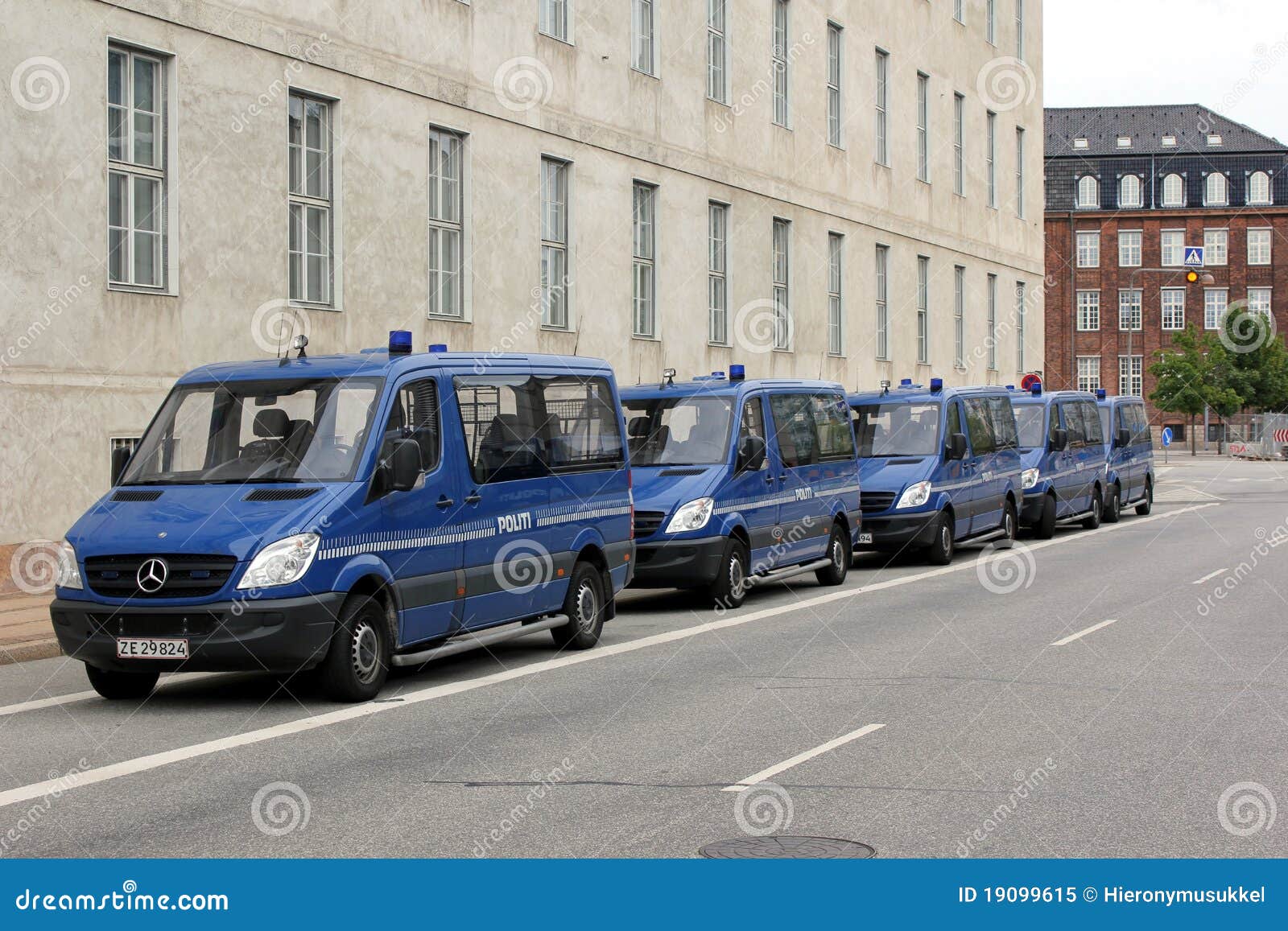 Copenhagen Police Vans editorial image. Image of lamp - 19099615