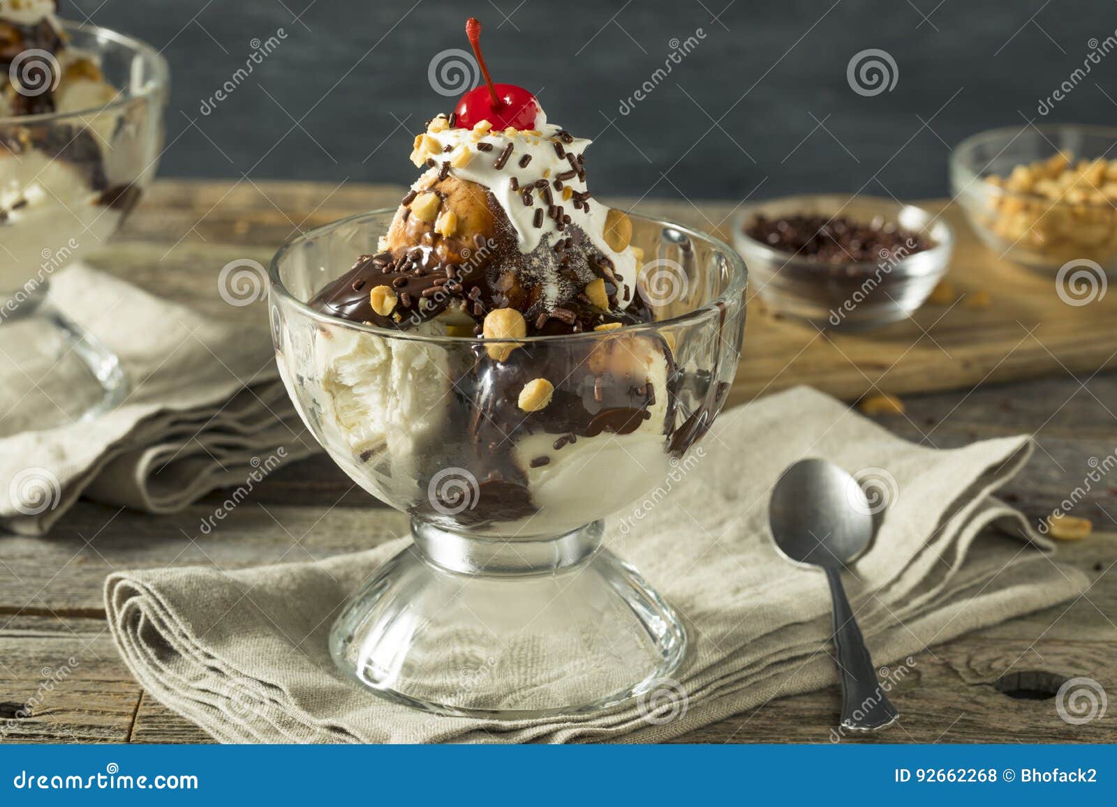 Coppa Gelato Casalinga Dolce Fotografia Stock - Immagine di alimento ...