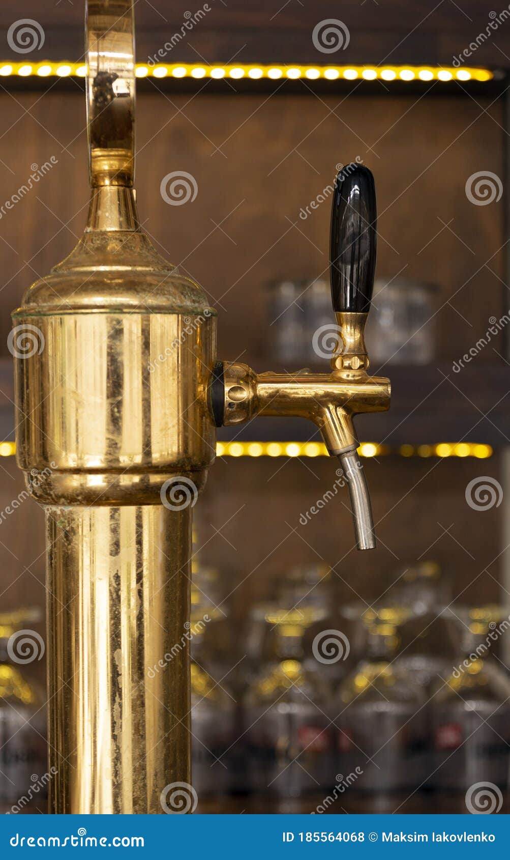 Copper Beer tap stock photo. Image of taste, alcohol - 185564068