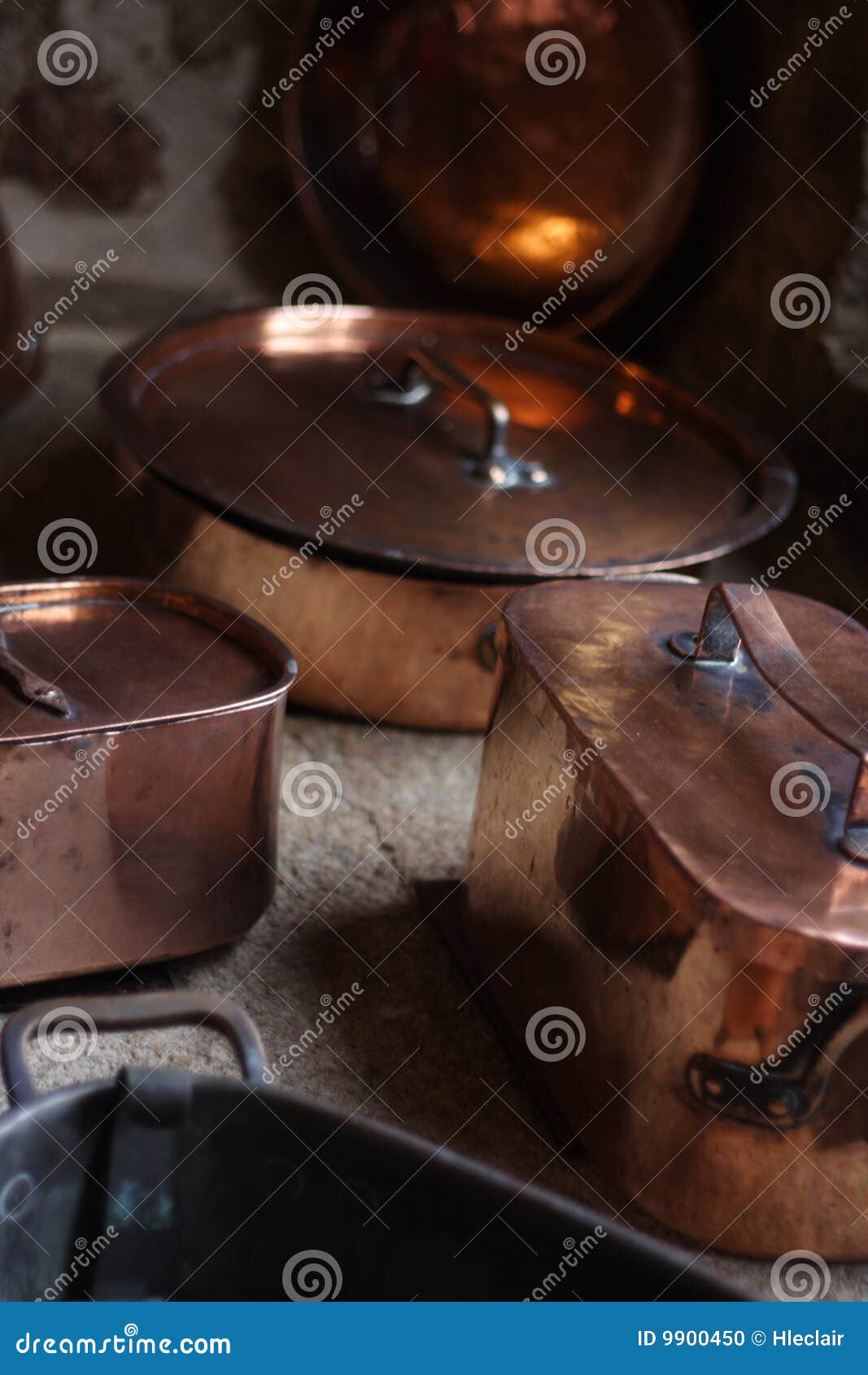 Copper cookware stock photo. Image of lassay, recipient - 9900450
