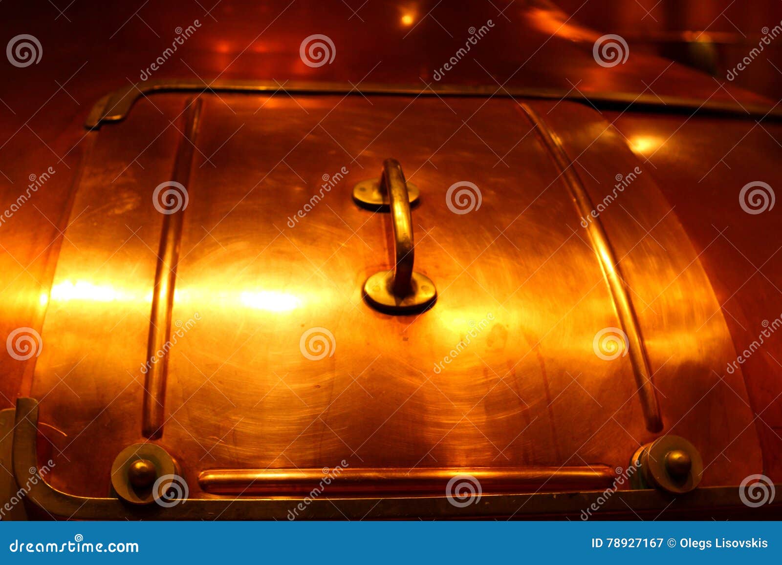 A Copper Red Beer Tank with a Handle and a Lid Stock Image - Image of ...