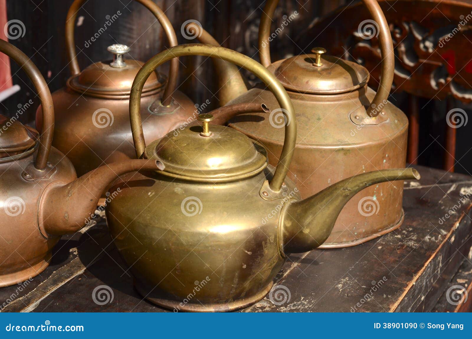 Copper teapot stock photo. Image of reflection, fashione - 38901090