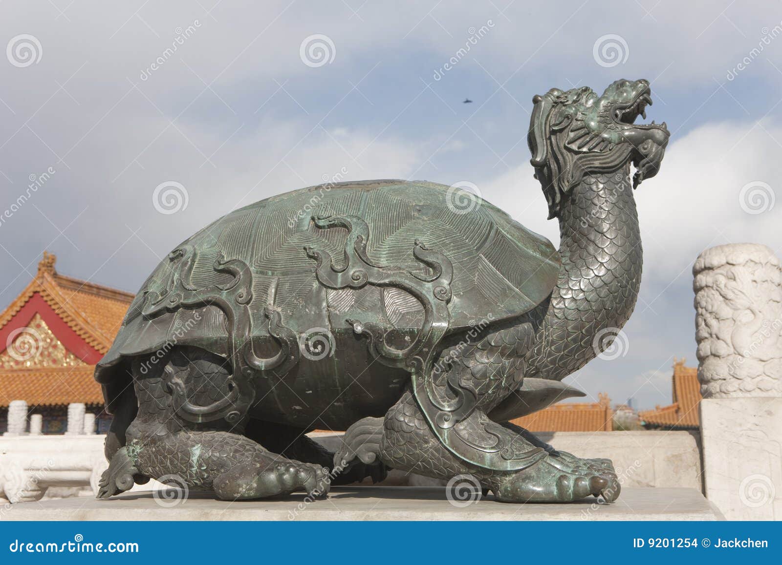 The Copper Turtle And The Copper Crane Before The Taihe Temple In The ...