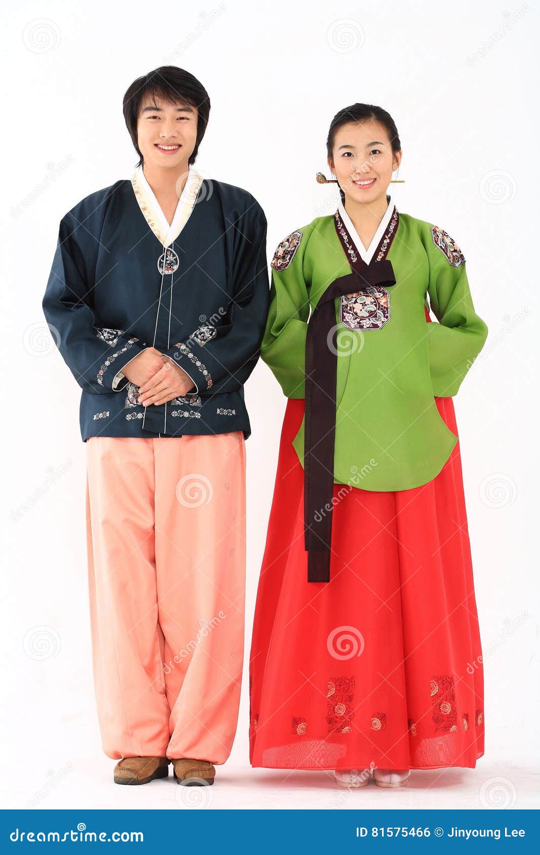 Coppie in Vestito Coreano I Fotografia Stock - Immagine di tradizionale ...