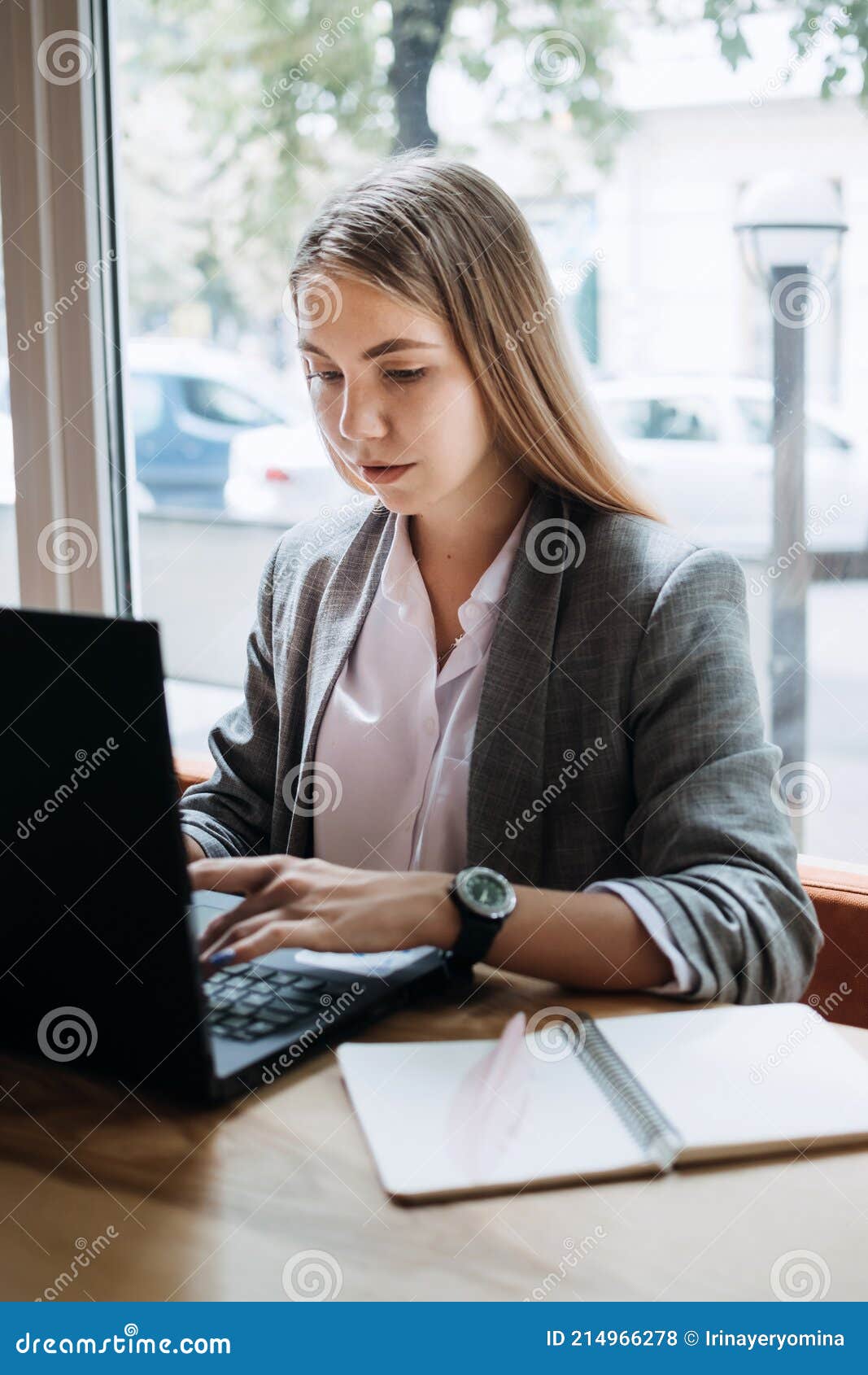 Copywriter, Content Creator, Remote Copywriting. Young Woman Freelancer ...