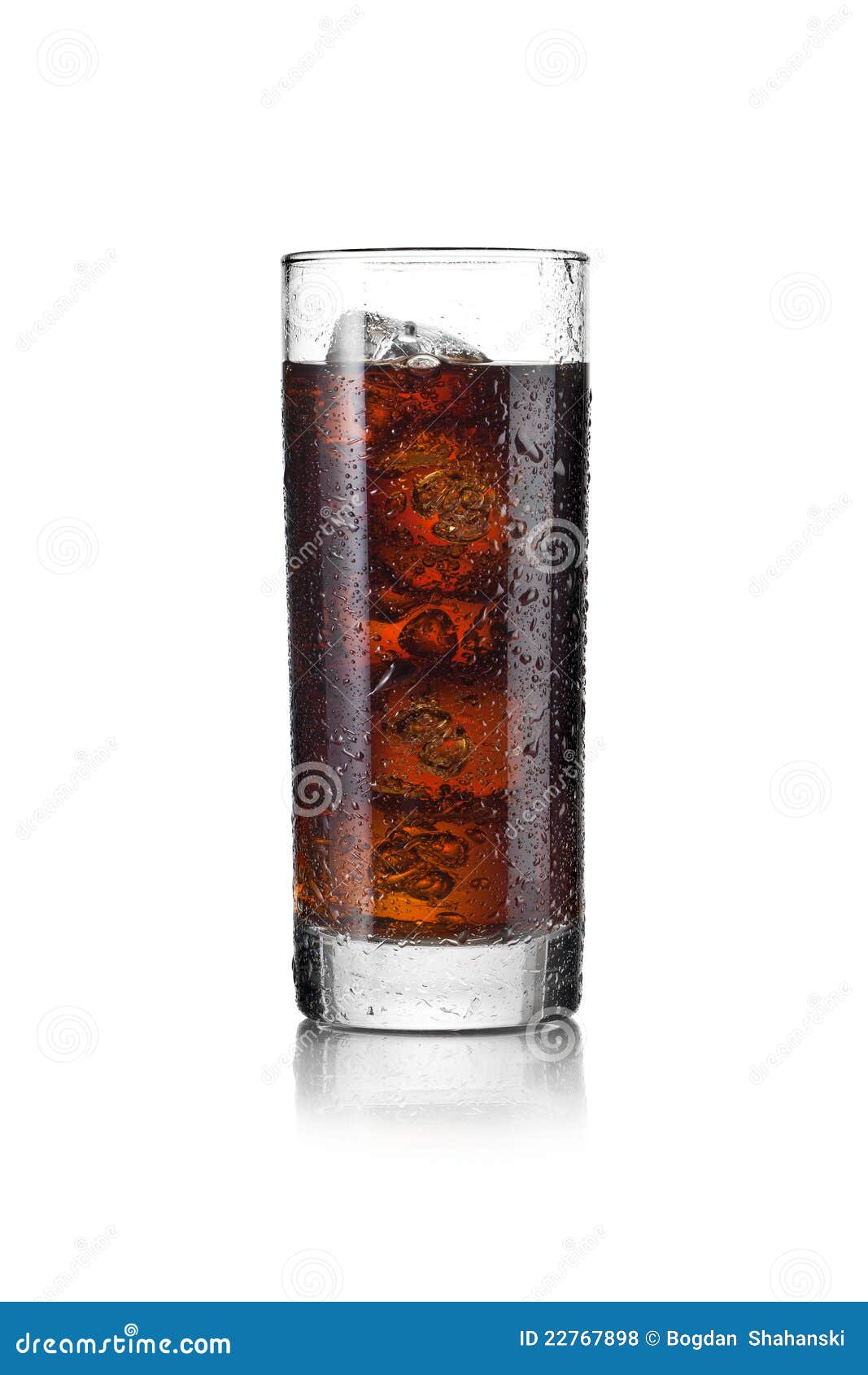 Coque foto de archivo. Imagen de agua, fondo, refresco - 22767898