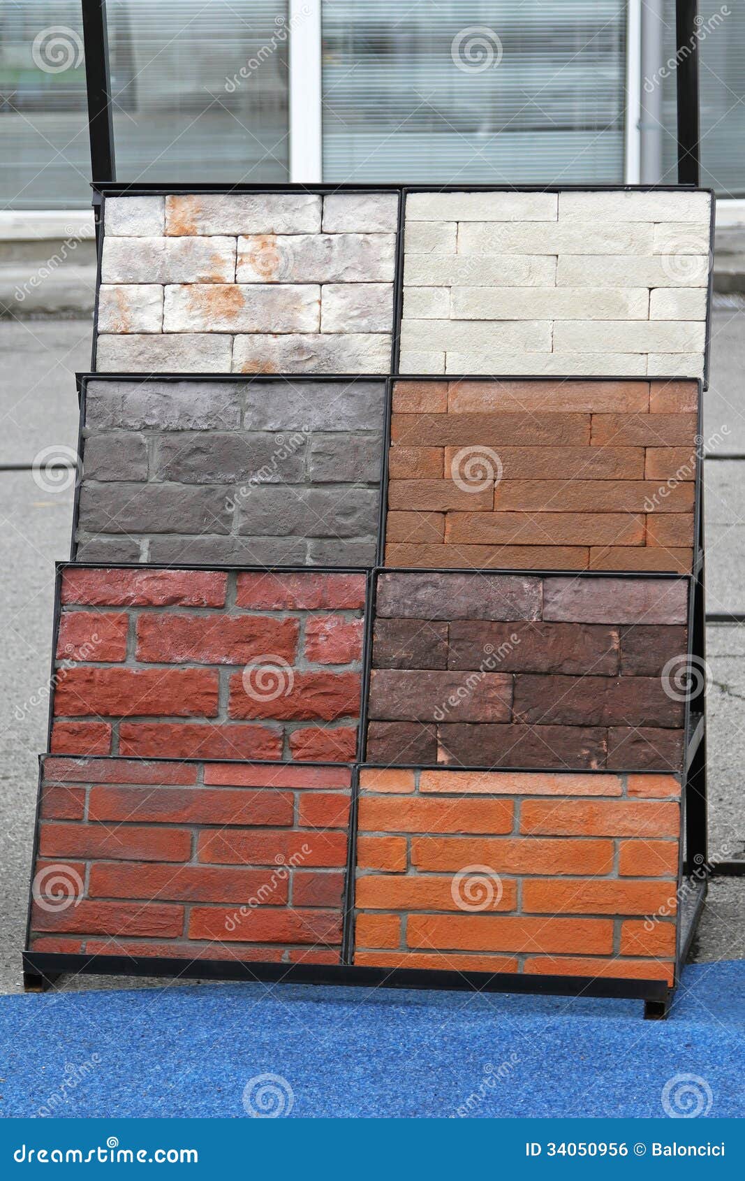 Cor dos tijolos foto de stock. Imagem de telha, material - 34050956