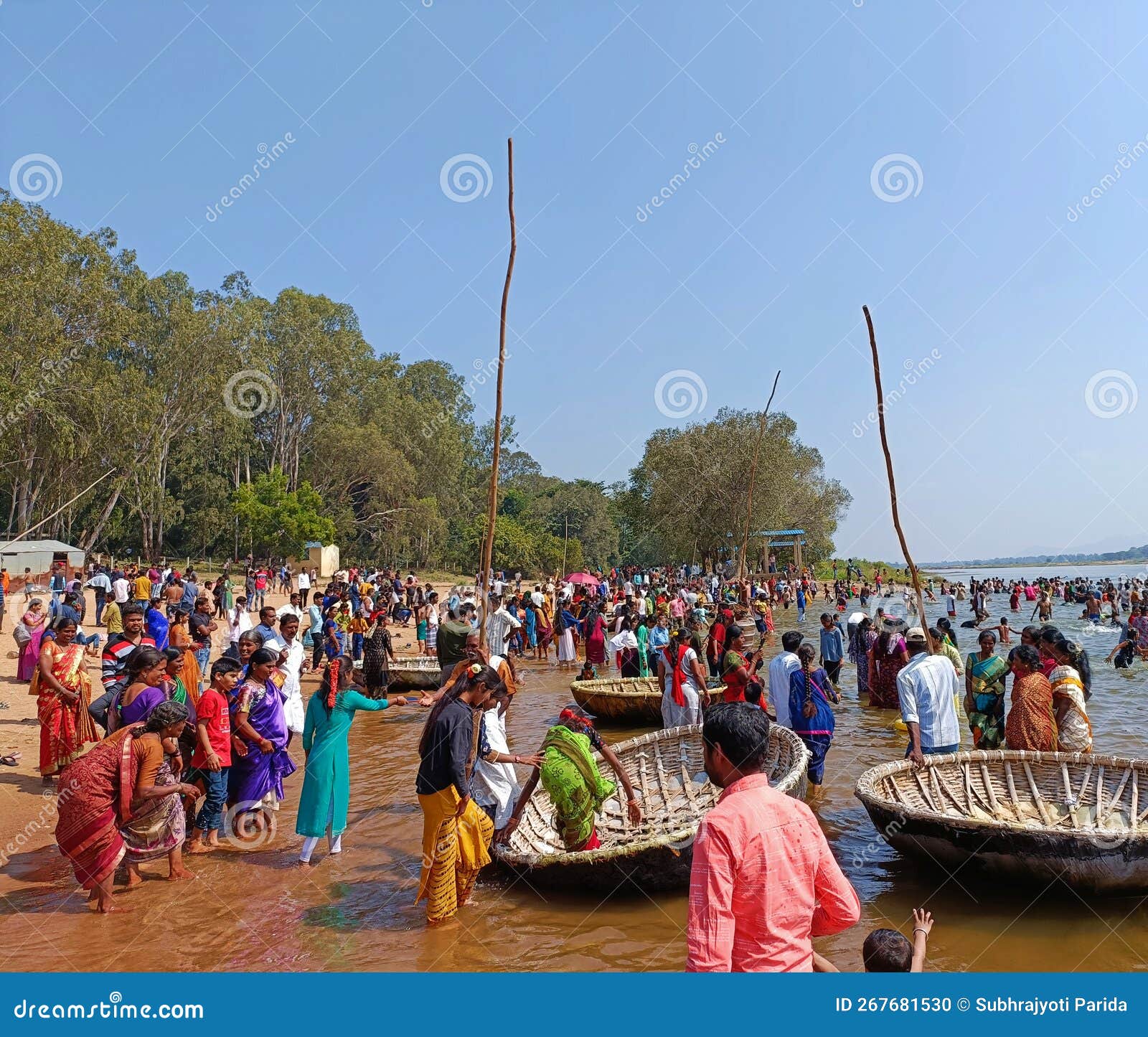 Coracles (Teppa) and Locals at the Beaches of Kaveri River in Talakadu ...