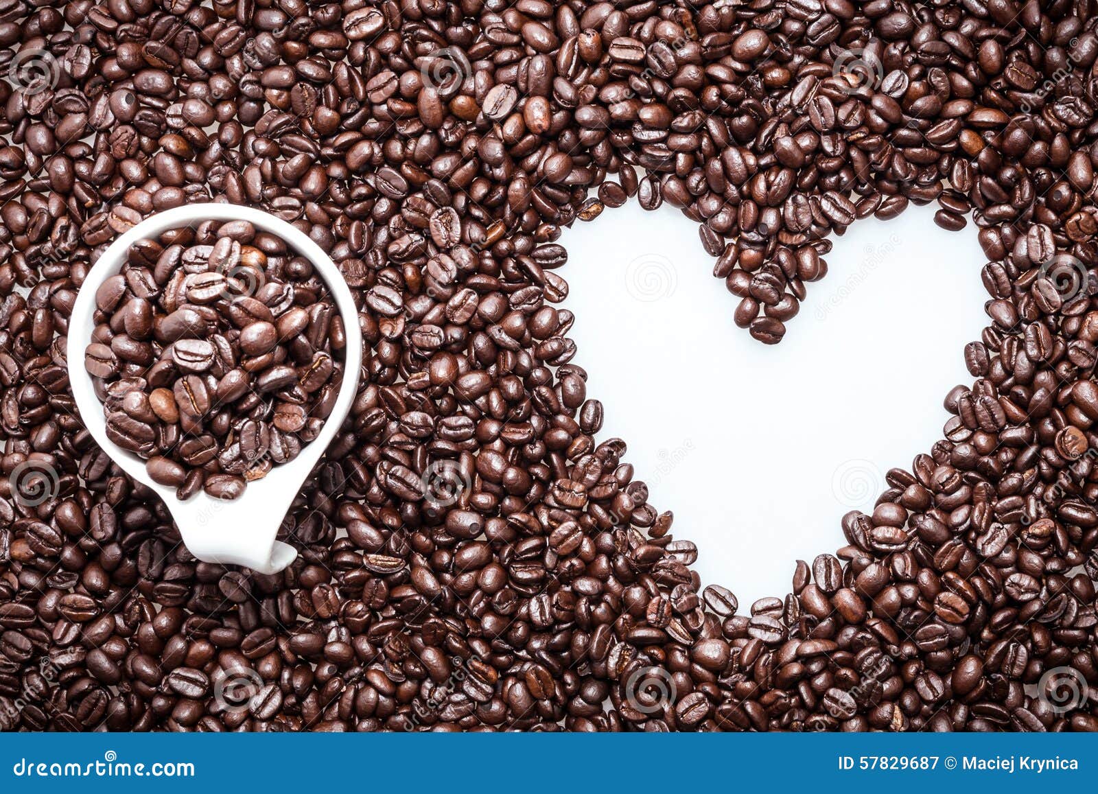 Corazón del café imagen de archivo. Imagen de oscuro - 57829687