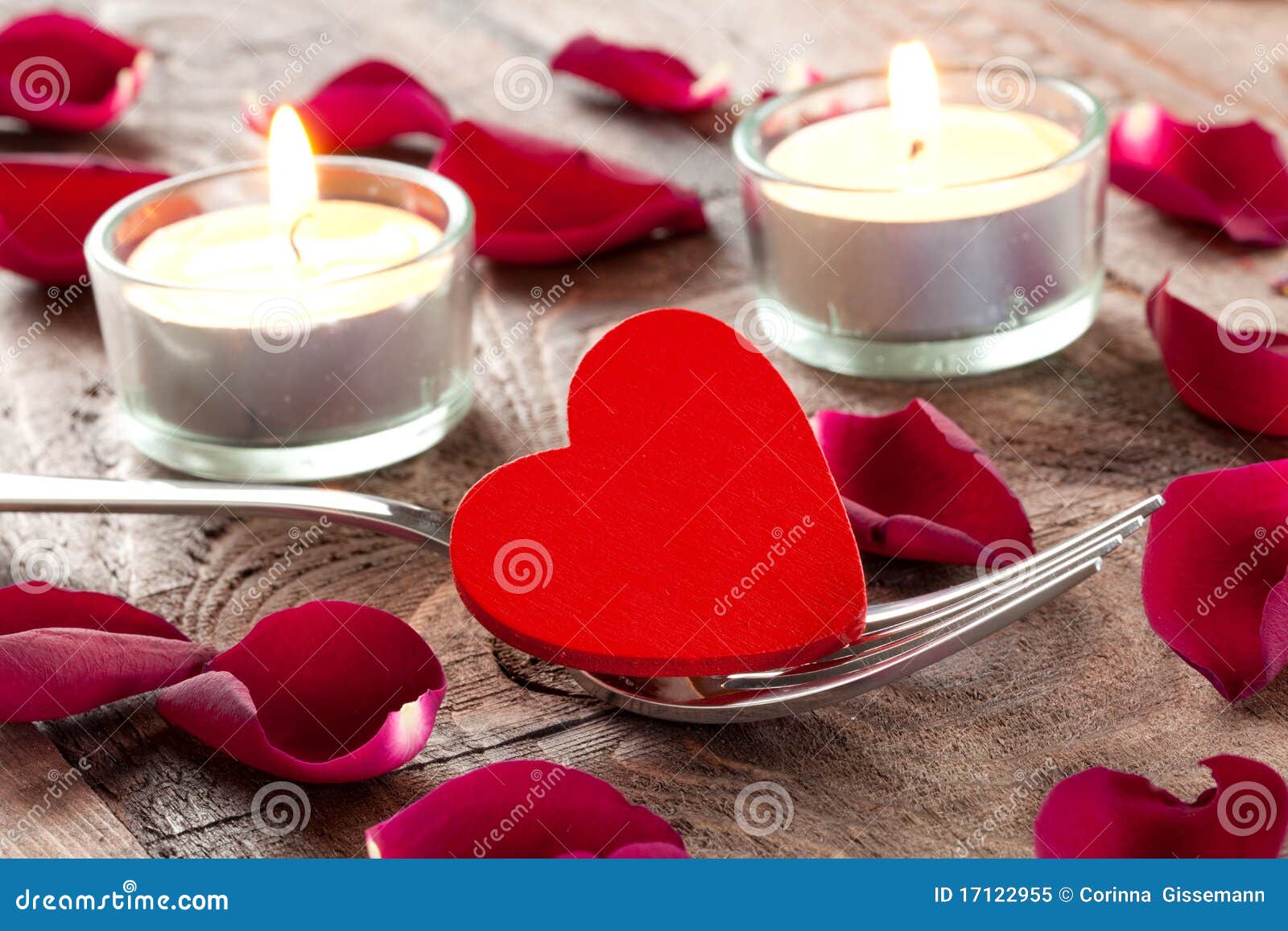 Corazón en fork imagen de archivo. Imagen de catorceno - 17122955