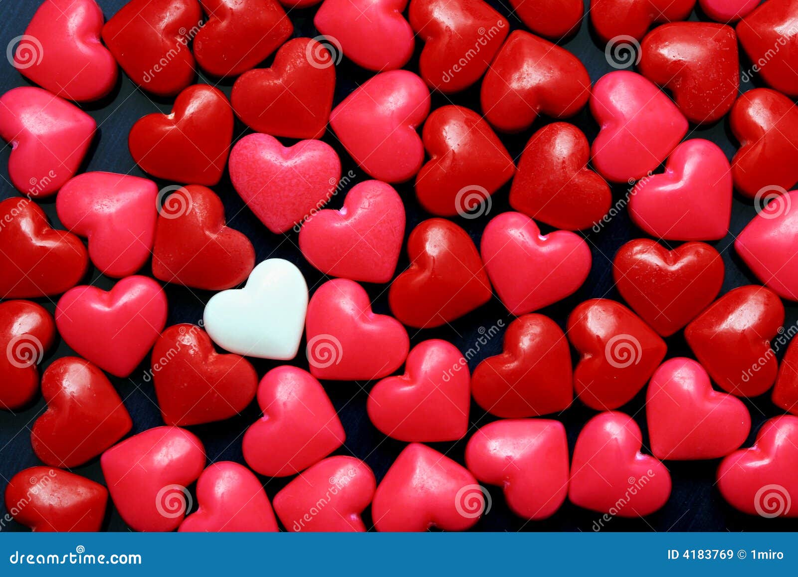 Corazones del caramelo imagen de archivo. Imagen de romance - 4183769