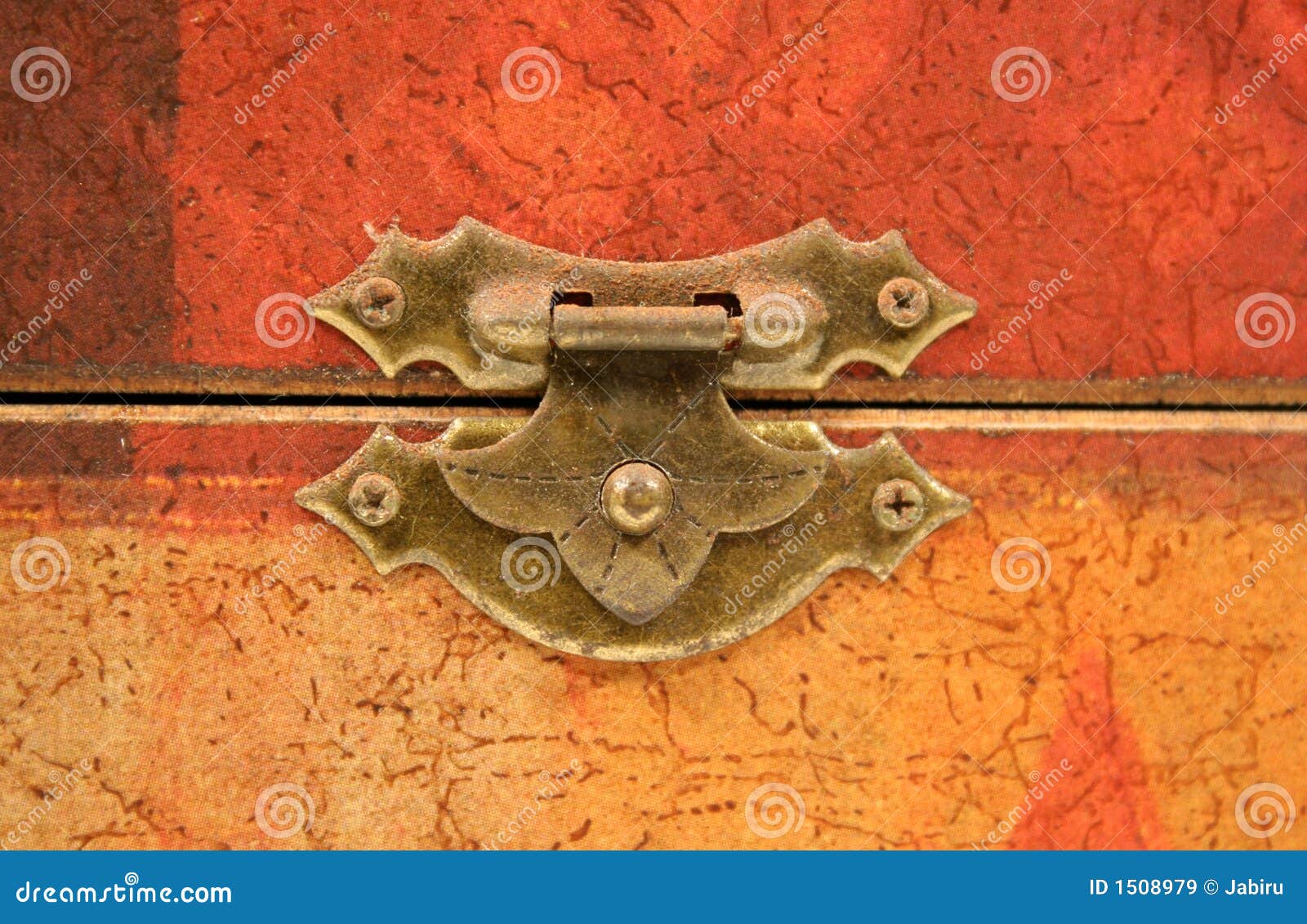 Corchete viejo deslustrado imagen de archivo. Imagen de puerta - 1508979