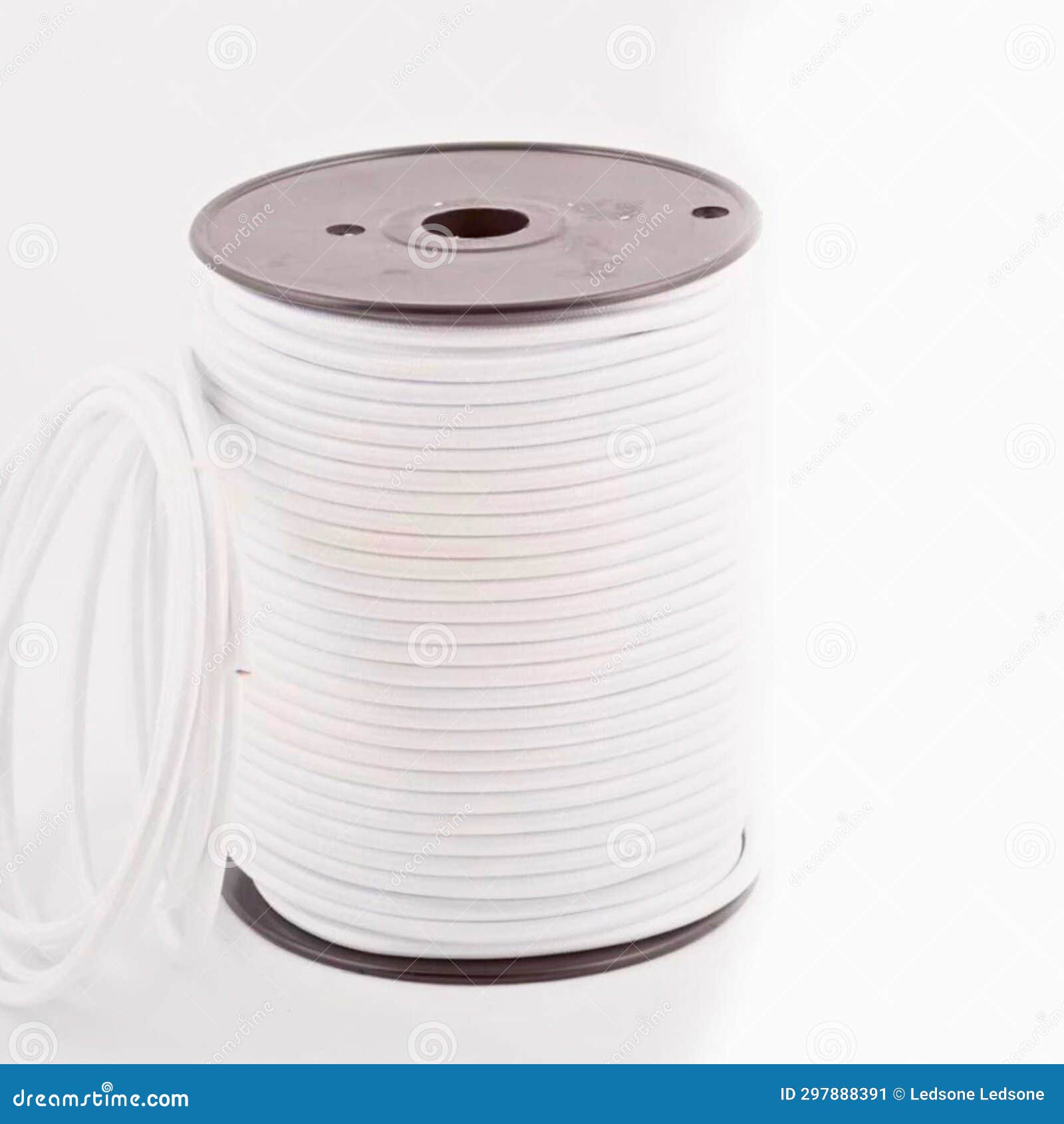 2 Core Round Vintage Braided Fabric White Coloured Cable Flex 0.75mm ...