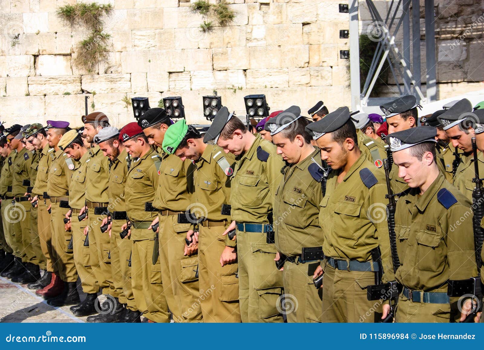 Cores de Israel imagem de stock editorial. Imagem de jerusalém - 115896984