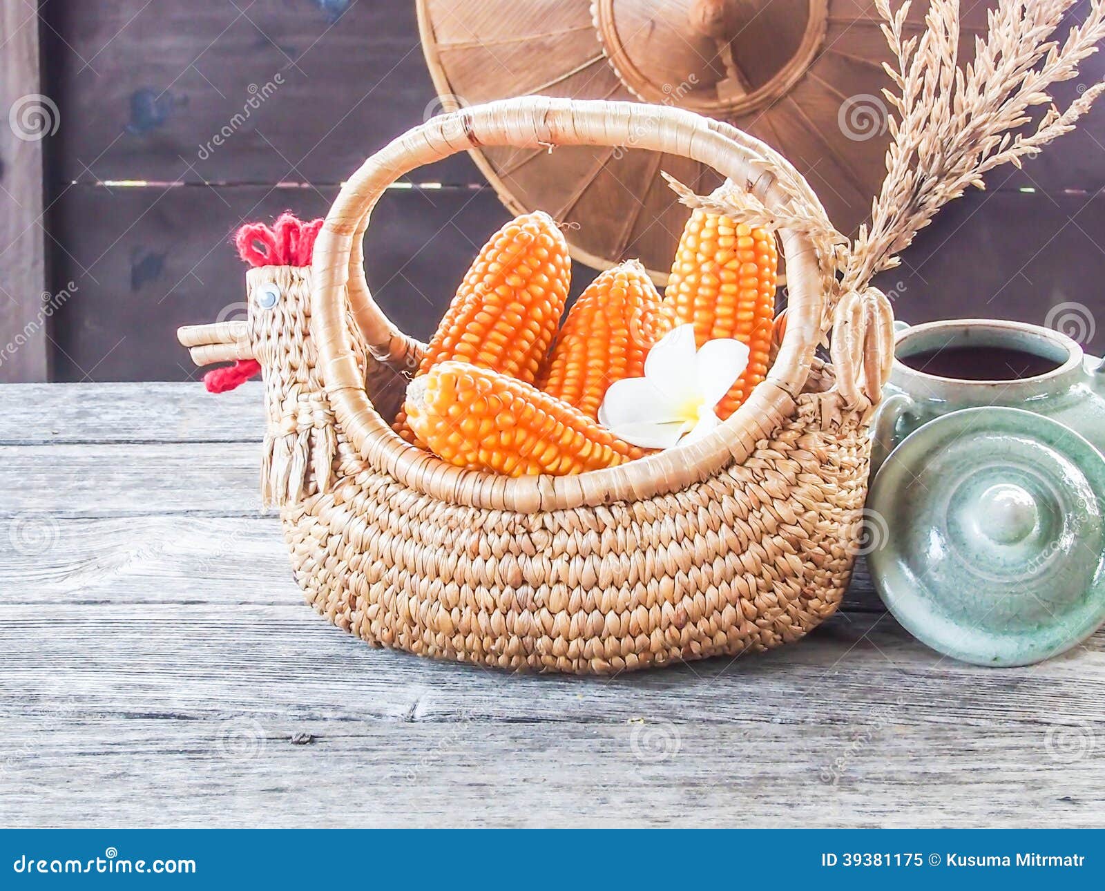 Corn in Basket, on Wooden Table Stock Image - Image of husk, seed: 39381175