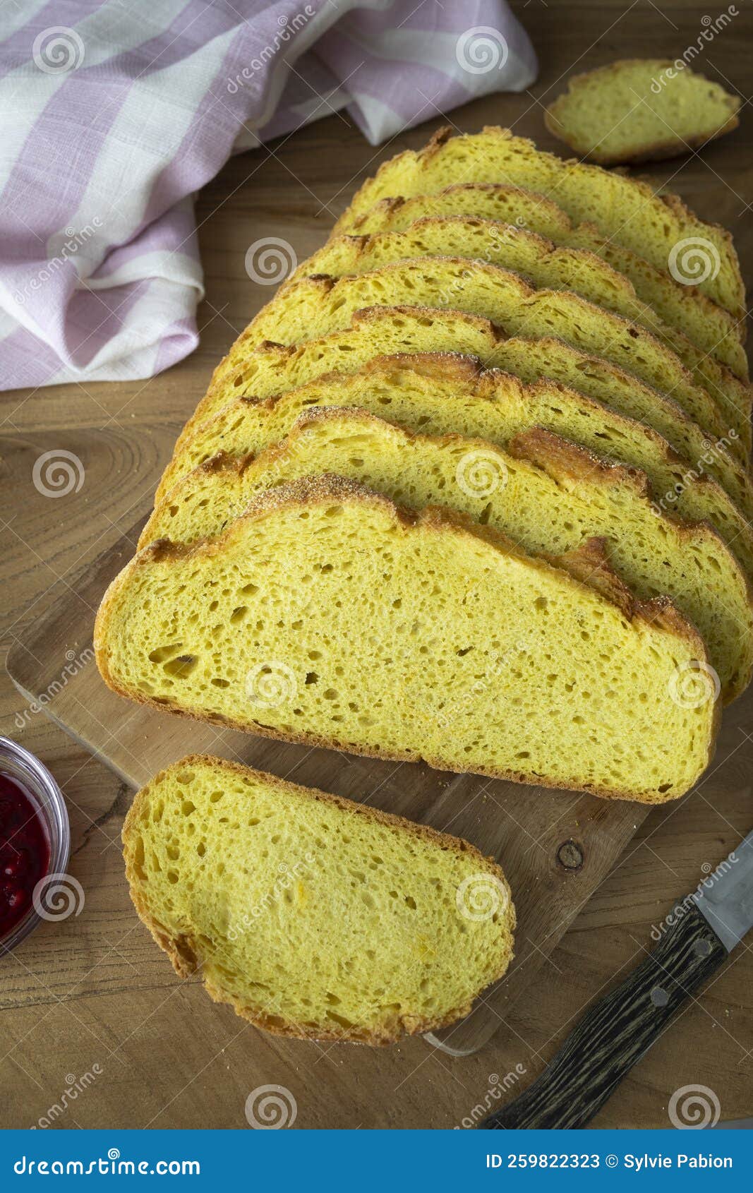 Corn Bread Slices Ready To Eat Stock Image - Image of loaf, corn: 259822323