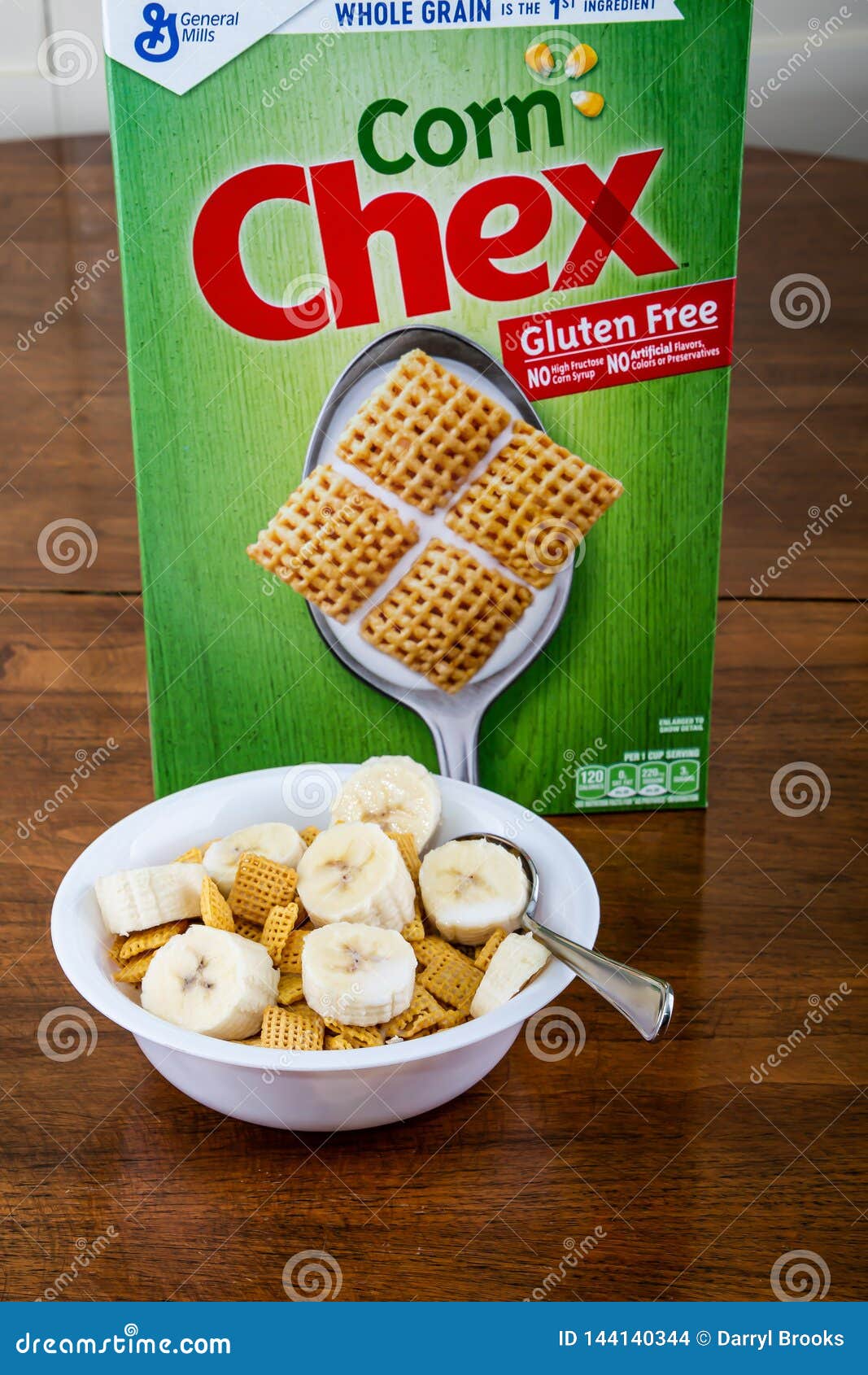 Corn Chex with Bananas editorial stock image. Image of bananas - 144140344