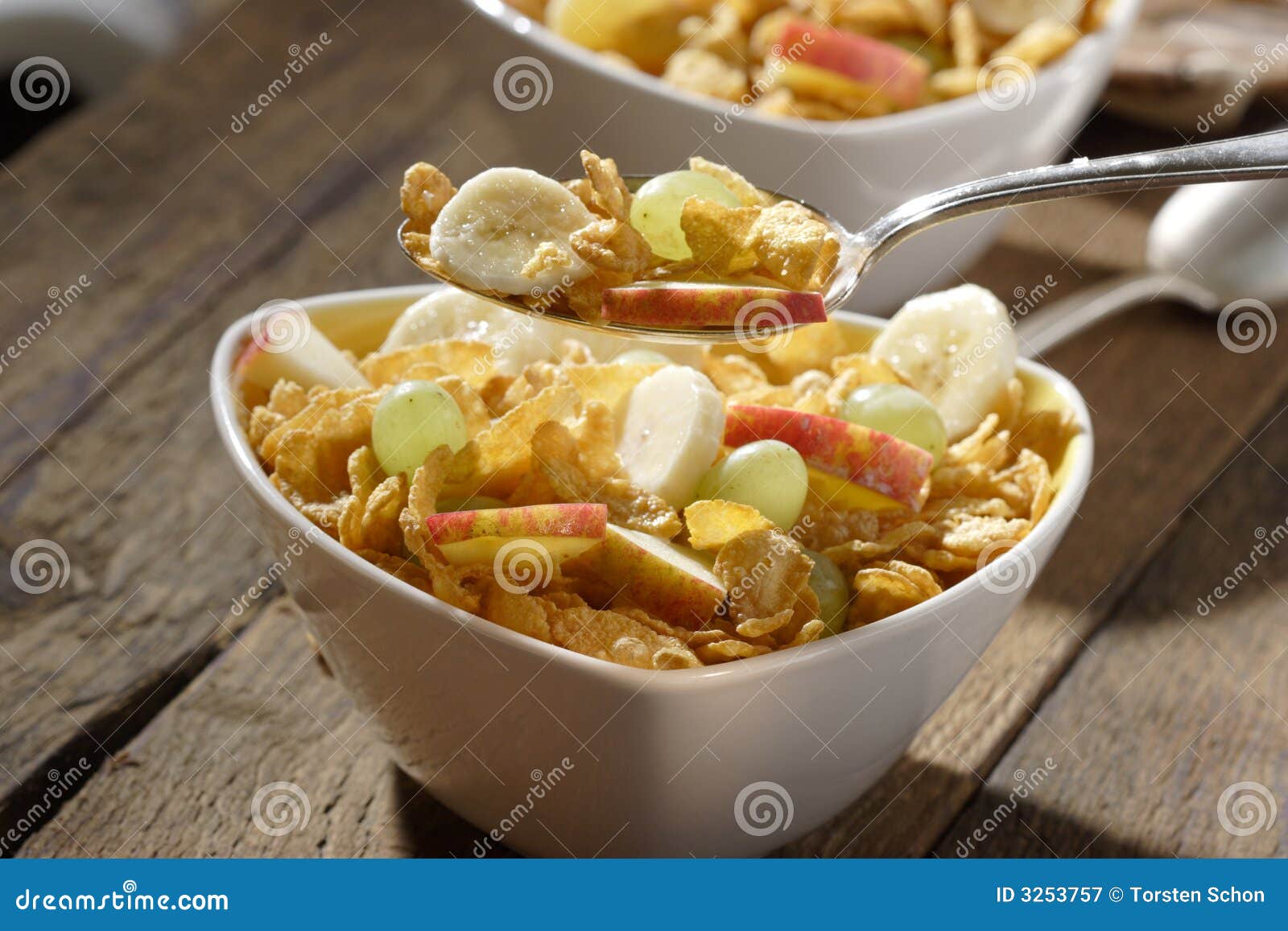 Corn flakes with fruits stock image. Image of meal, apples - 3253757