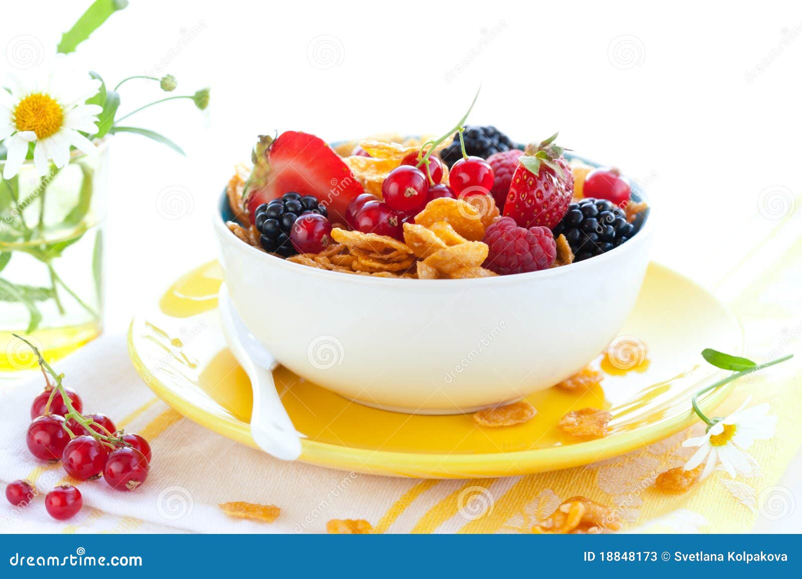 Corn Flakes with Fruits and Milk Stock Image - Image of golden, flakes ...