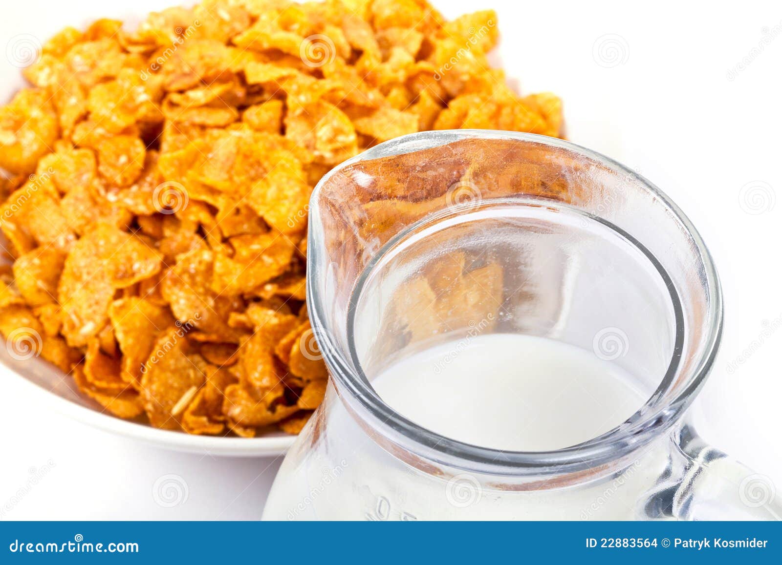 Corn Flakes and Jug of Milk Stock Photo - Image of dieting, strawberry ...