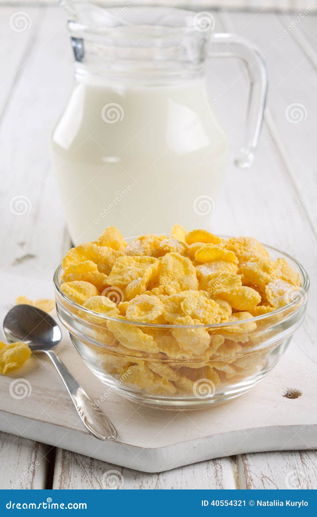 Corn flakes stock image. Image of white, breakfast, flakes - 40554321