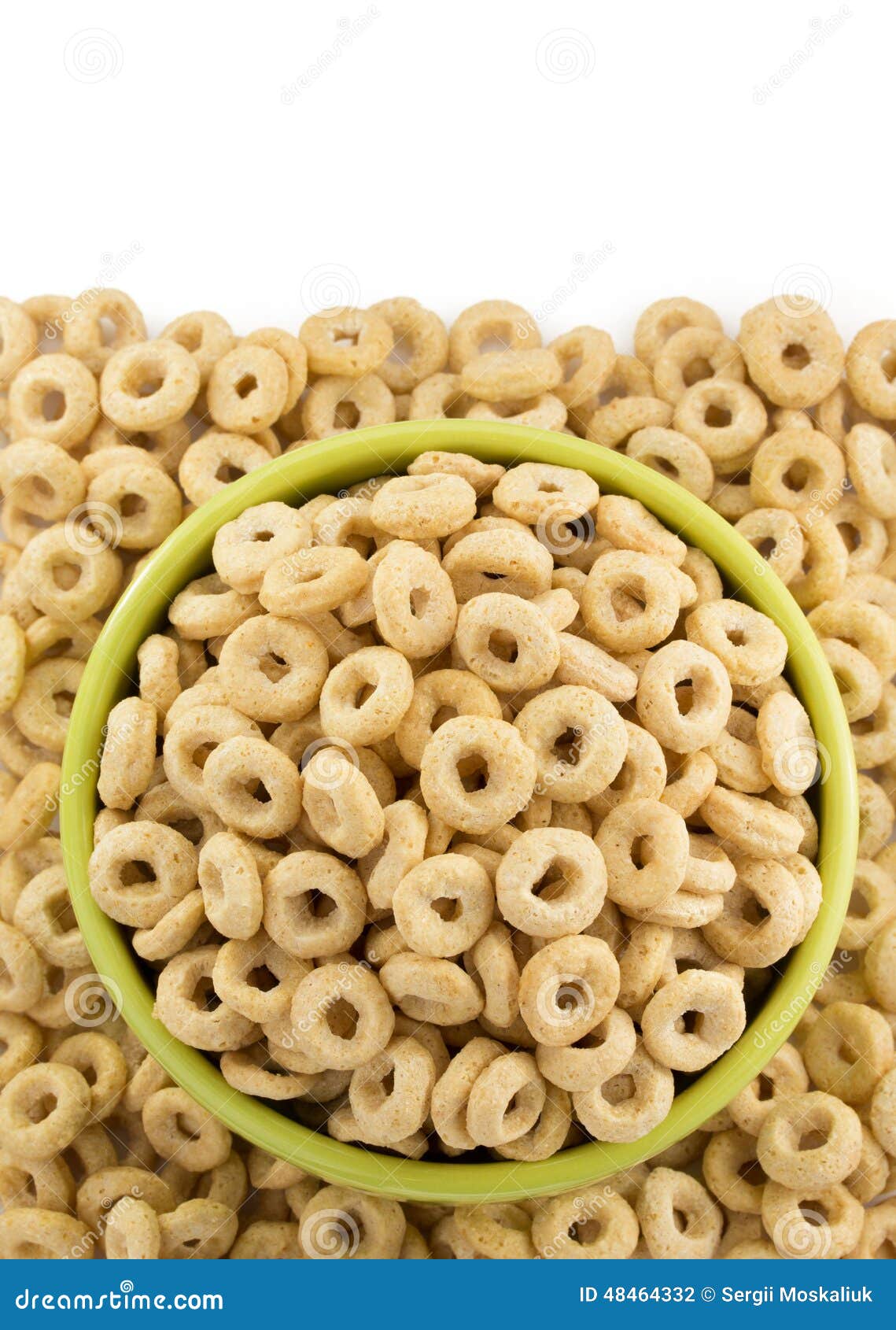 Corn flakes rings in bowl stock photo. Image of full - 48464332