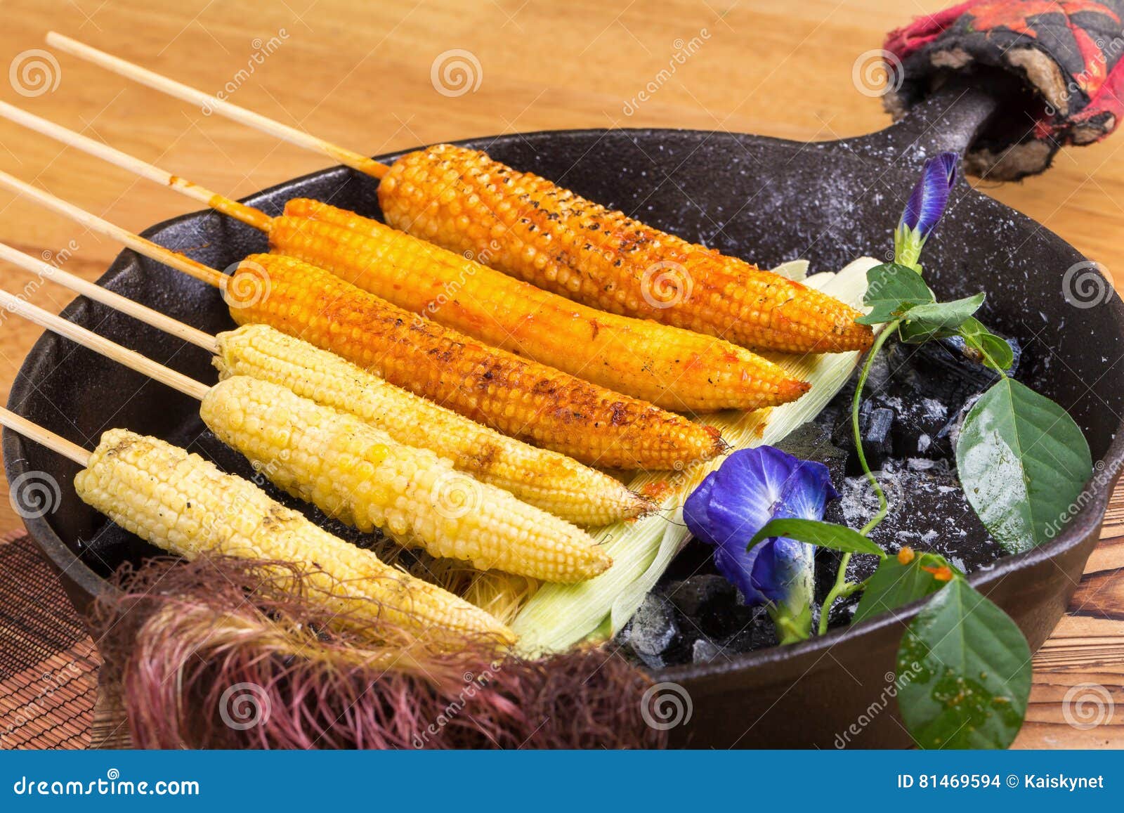 Corn roast in the pan. stock photo. Image of corn, black - 81469594