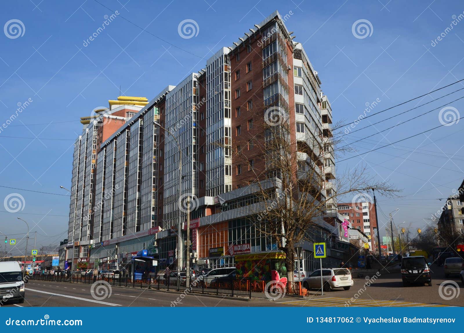 A Corner of a Building with a Sharp Corner Editorial Photography ...