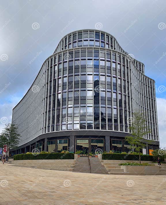 Corner Building editorial image. Image of corner, architecture - 258410635