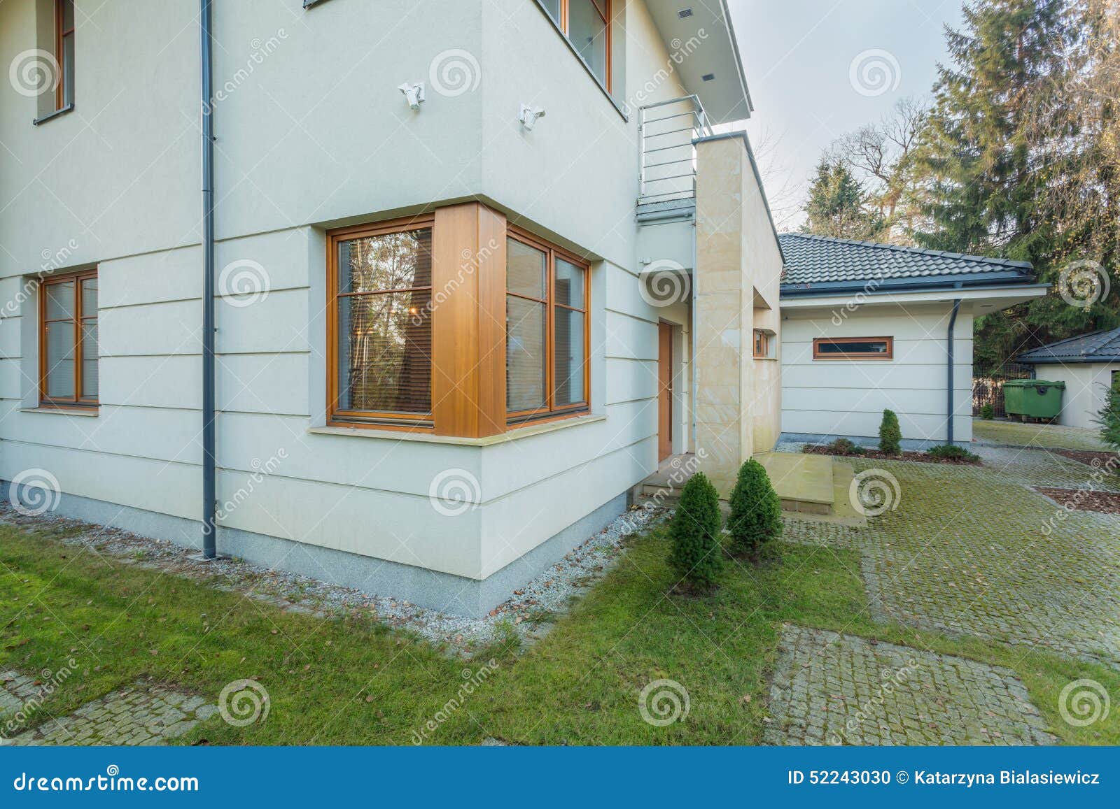 Corner of house stock photo. Image of architecture, entrance - 52243030