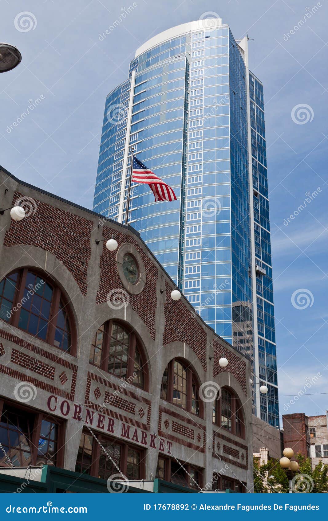 Corner Market Seattle editorial photography. Image of glass - 17678892