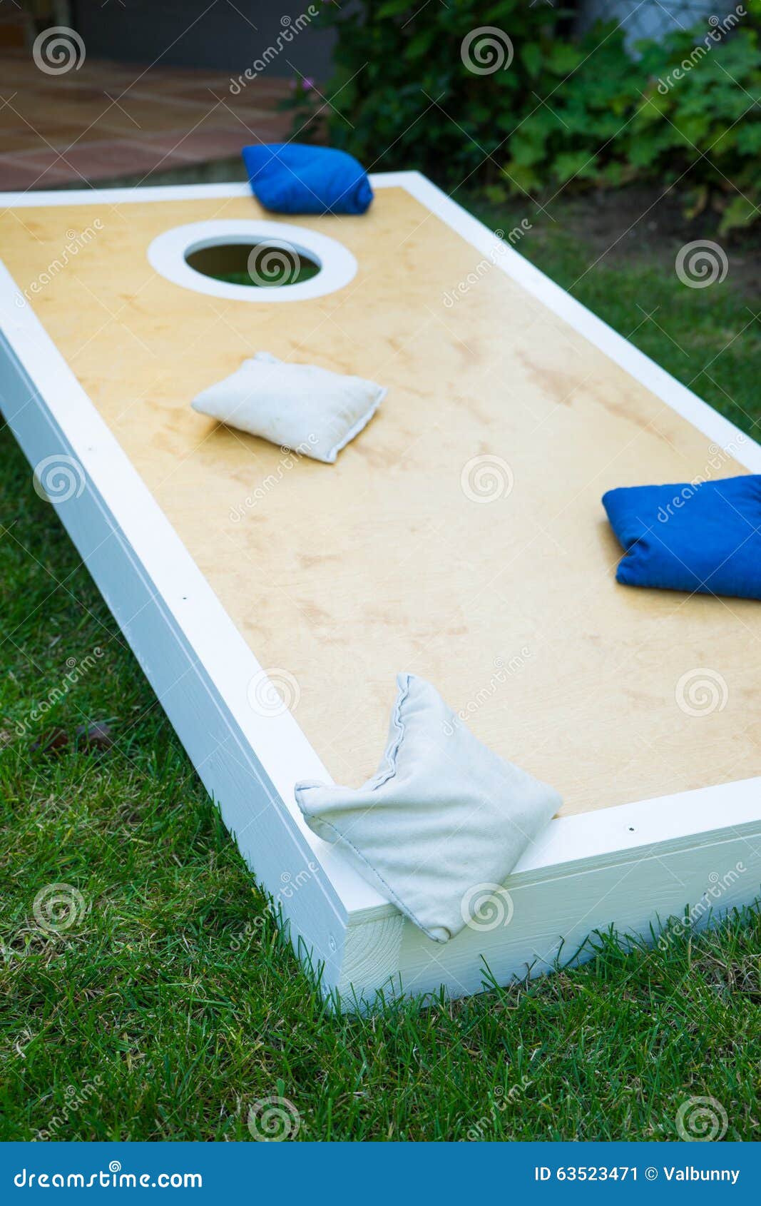 Cornhole Game Board Vertical Stock Image - Image of vertical, white ...