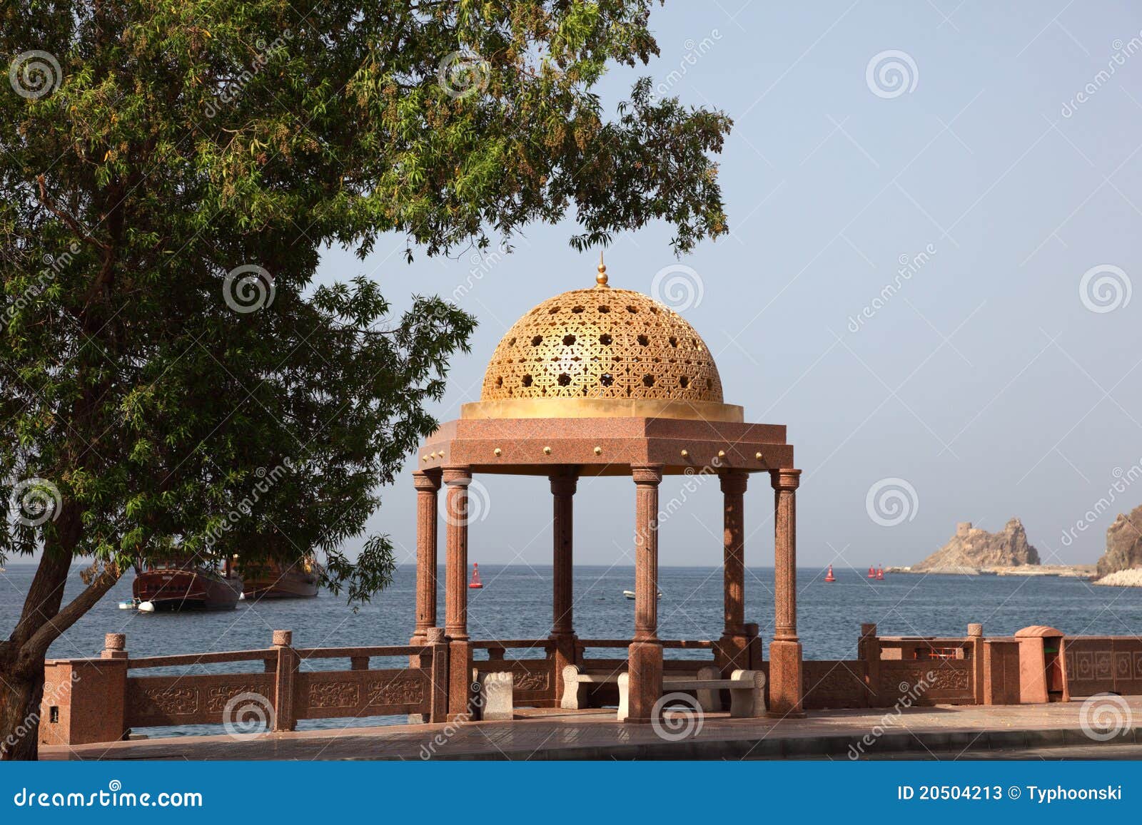 Corniche of Muttrah, Oman stock image. Image of east - 20504213