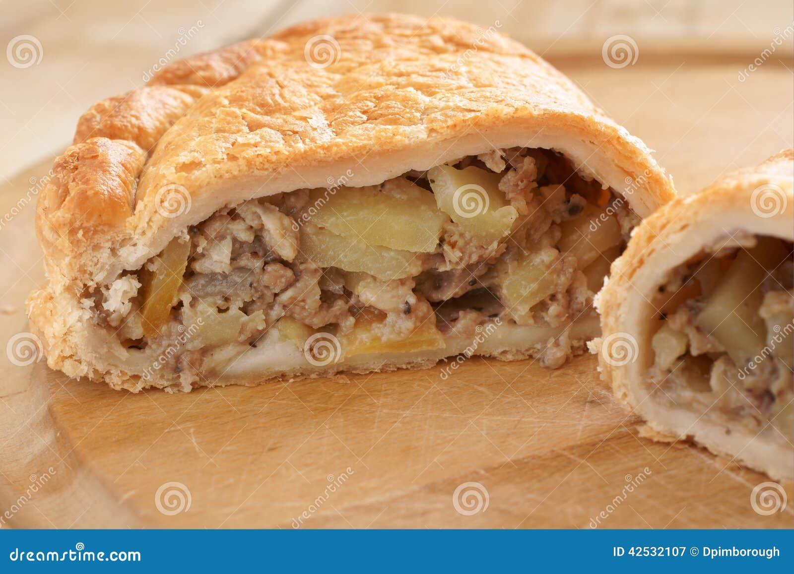 Cornish pirog fotografering för bildbyråer. Bild av piroger - 42532107