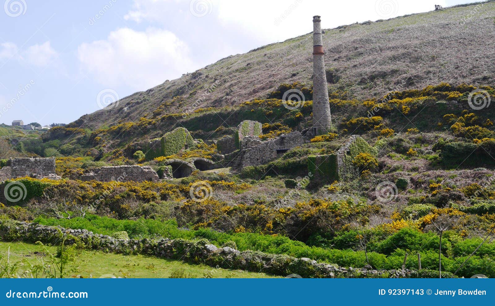 Cornish tin mine ruins stock image. Image of coppermine - 92397143