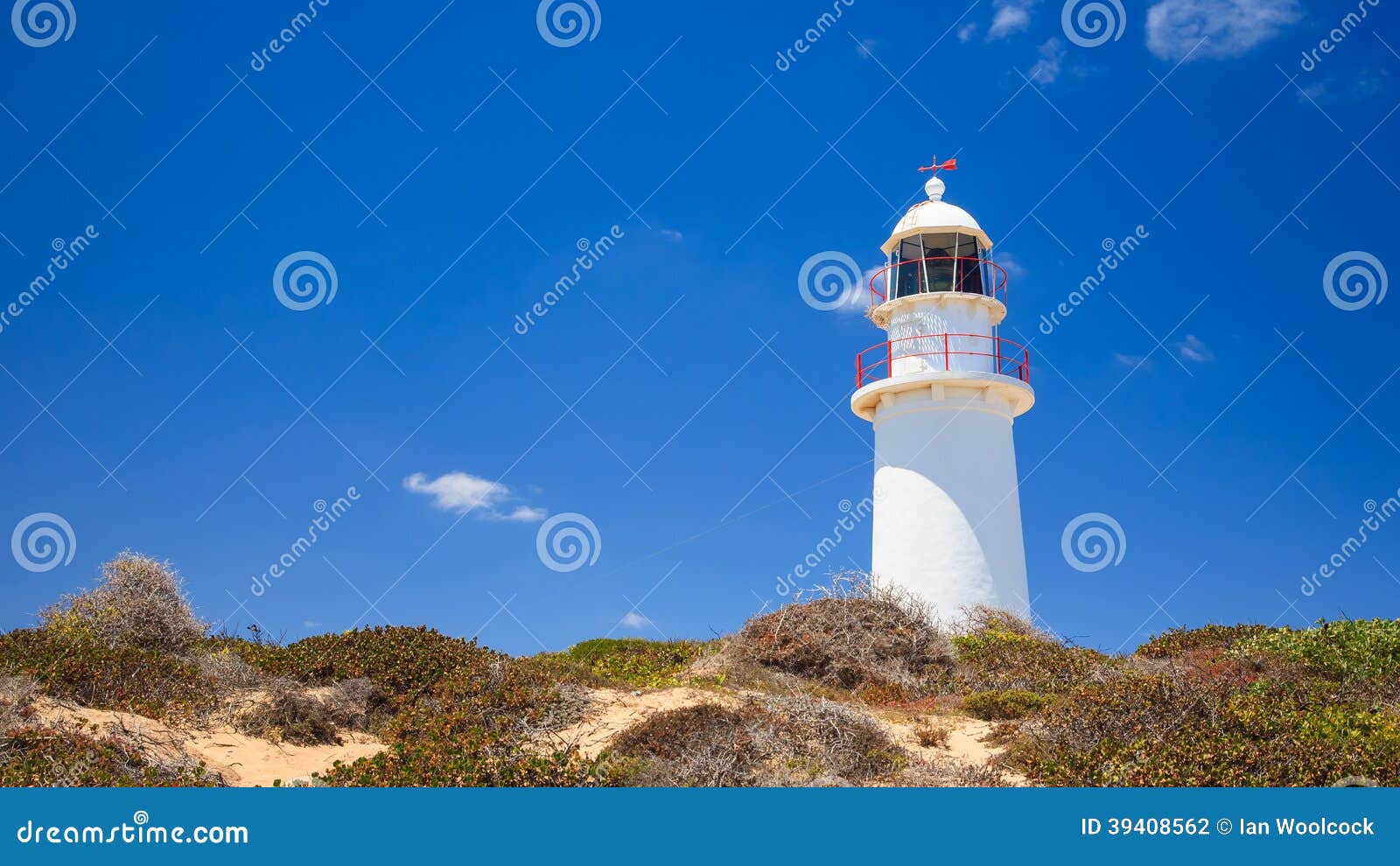 Corny Point Lighthouse stock photo. Image of peninsula - 39408562