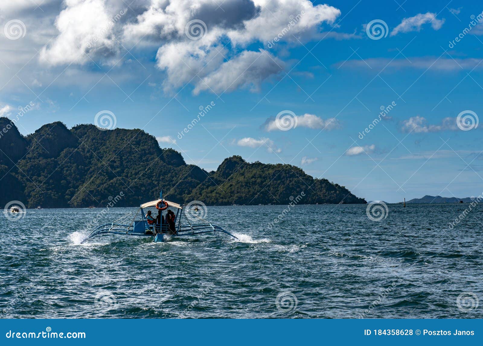 Coron city, Philippines editorial stock photo. Image of house - 184358628